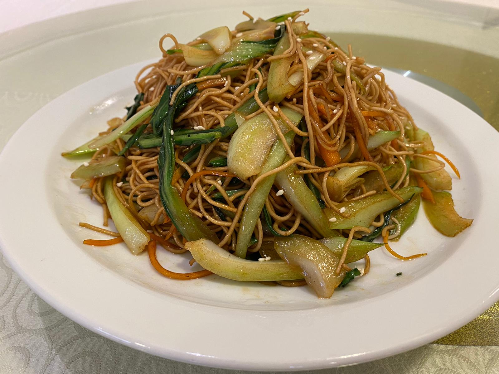 Menú - ROYAL CANTONÉS